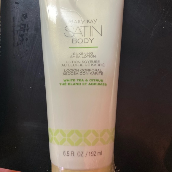 Mary Kay | Skincare | Brand New Mary Kay Satin Body Set Includes 4 ...